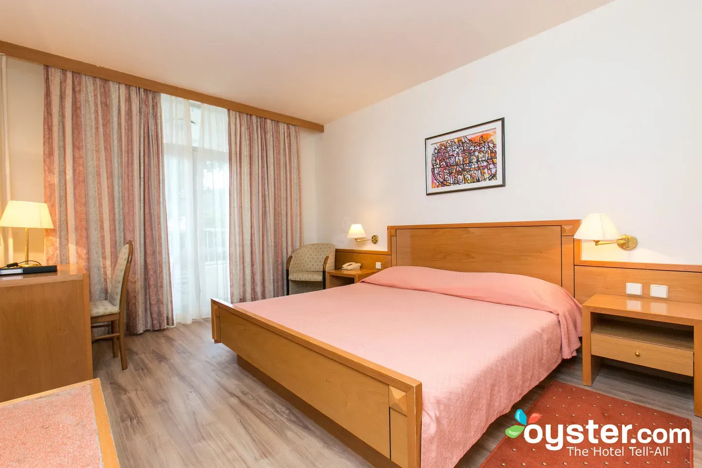 Hotel Splendid Review: What To REALLY Expect If You Stay